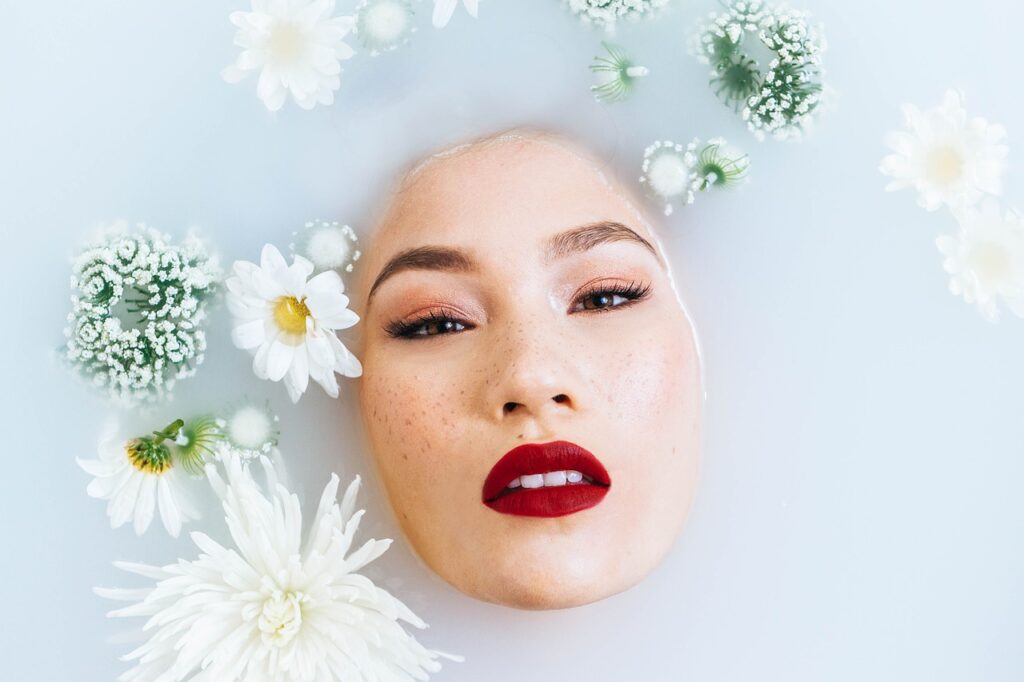 Craters In Face: Causes, Prevention, And Treatment Options | How to ...